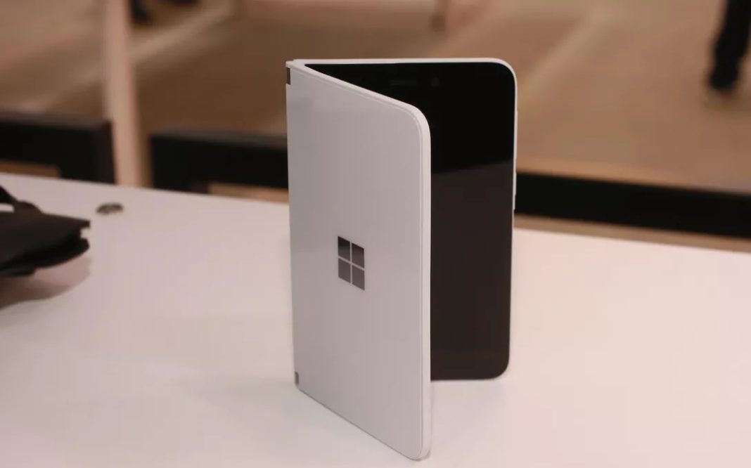 Microsoft promises world-class camera for Surface Duo phone
