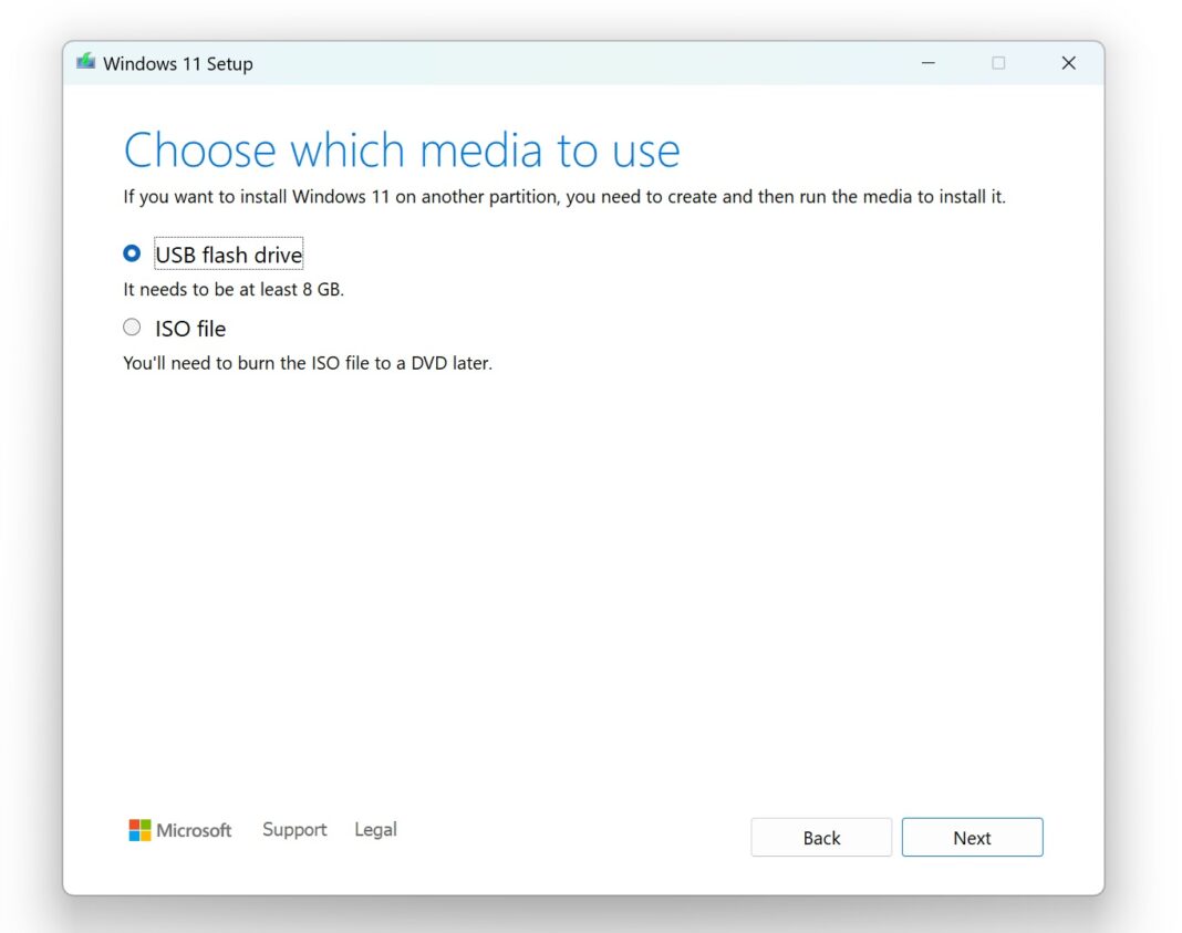 Download Windows 11 24H2 ISO (offline installer), official release