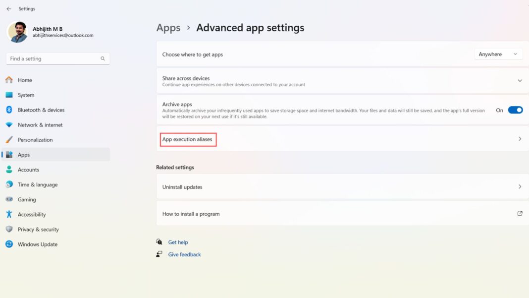 Enable old Classic Notepad in Windows 11 24H2 without AI and modern UI