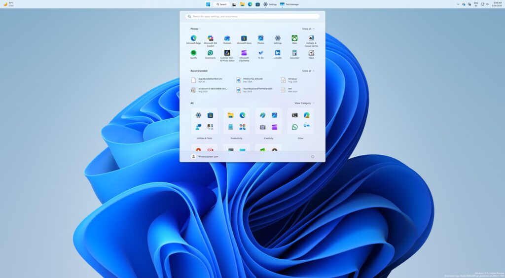 Microsoft is testing different Windows 11 taskbar positions per monitor ...